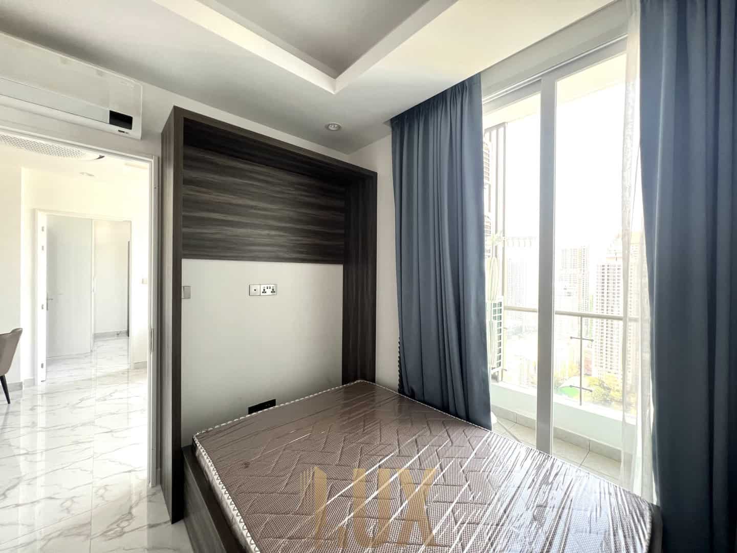 Modern High-Rise Condo in BKK1: Fully Furnished, Exclusive Amenities ...